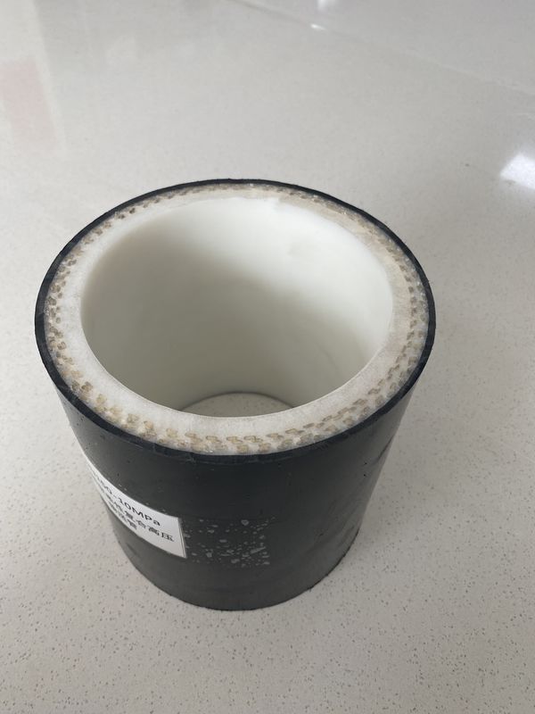 Corrosion-resistant bonded flexible composite high-pressure delivery pipe